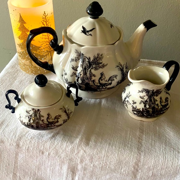 Dining | Vintage Beautiful French Tea Set Rooster Collection | Poshmark